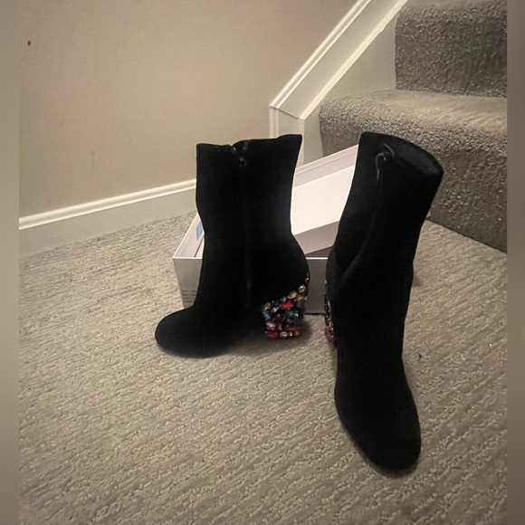Neiman Marcus | Shoes | Neiman Marcus Brand New Shoes | Poshmark